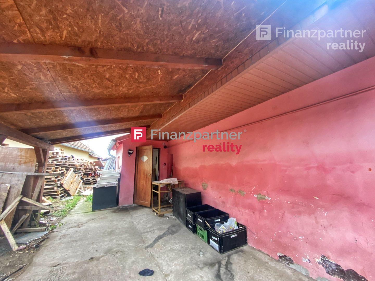 Predám starší dom určený k rekonštrukcií v obci Selice (F022-12-PEMA ...